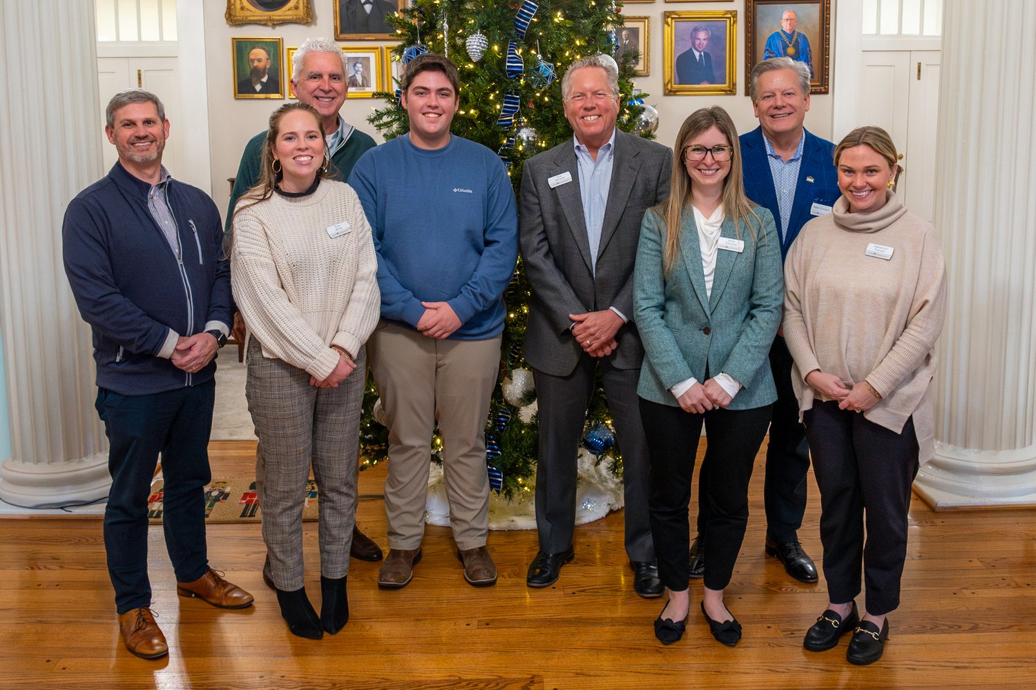 Bank Independent Honors Athens State Recipients of Mauldin Scholarship
