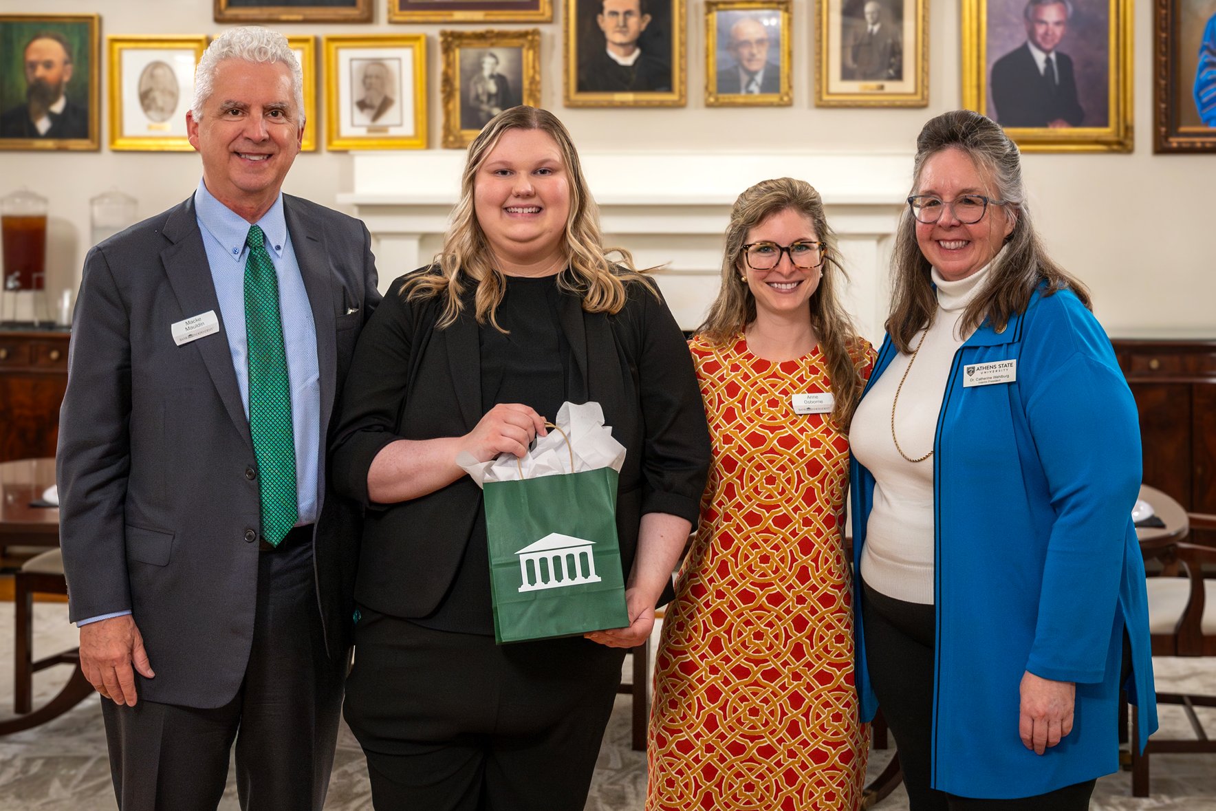 Bank Independent Honors Athens State Recipients of the Mauldin Scholarship