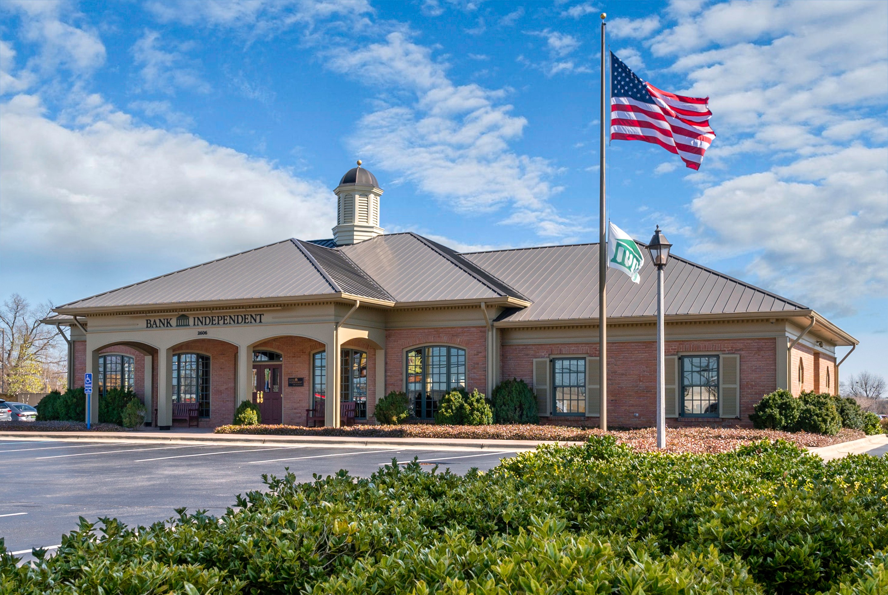 The Benefits of Having a Local Bank