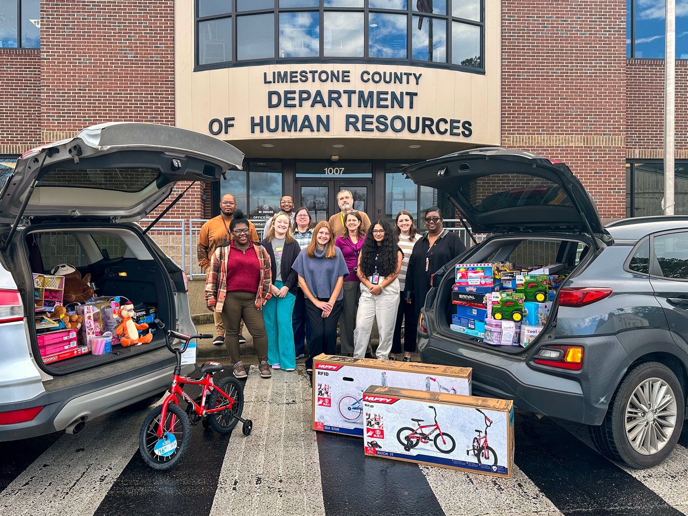 Helping Hands Foundation and Bank Independent Set to Launch 15th Annual ...